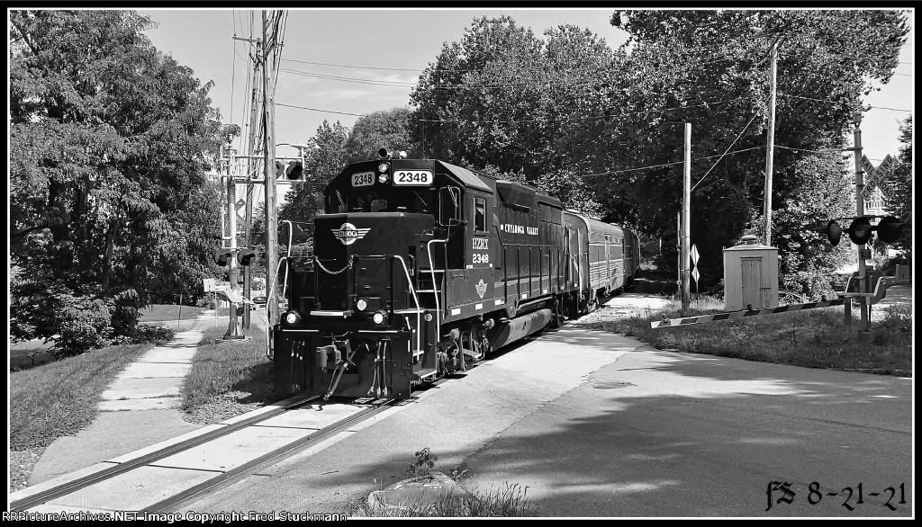 HZRX 2348 turns out the light on this album as she crosses North St..